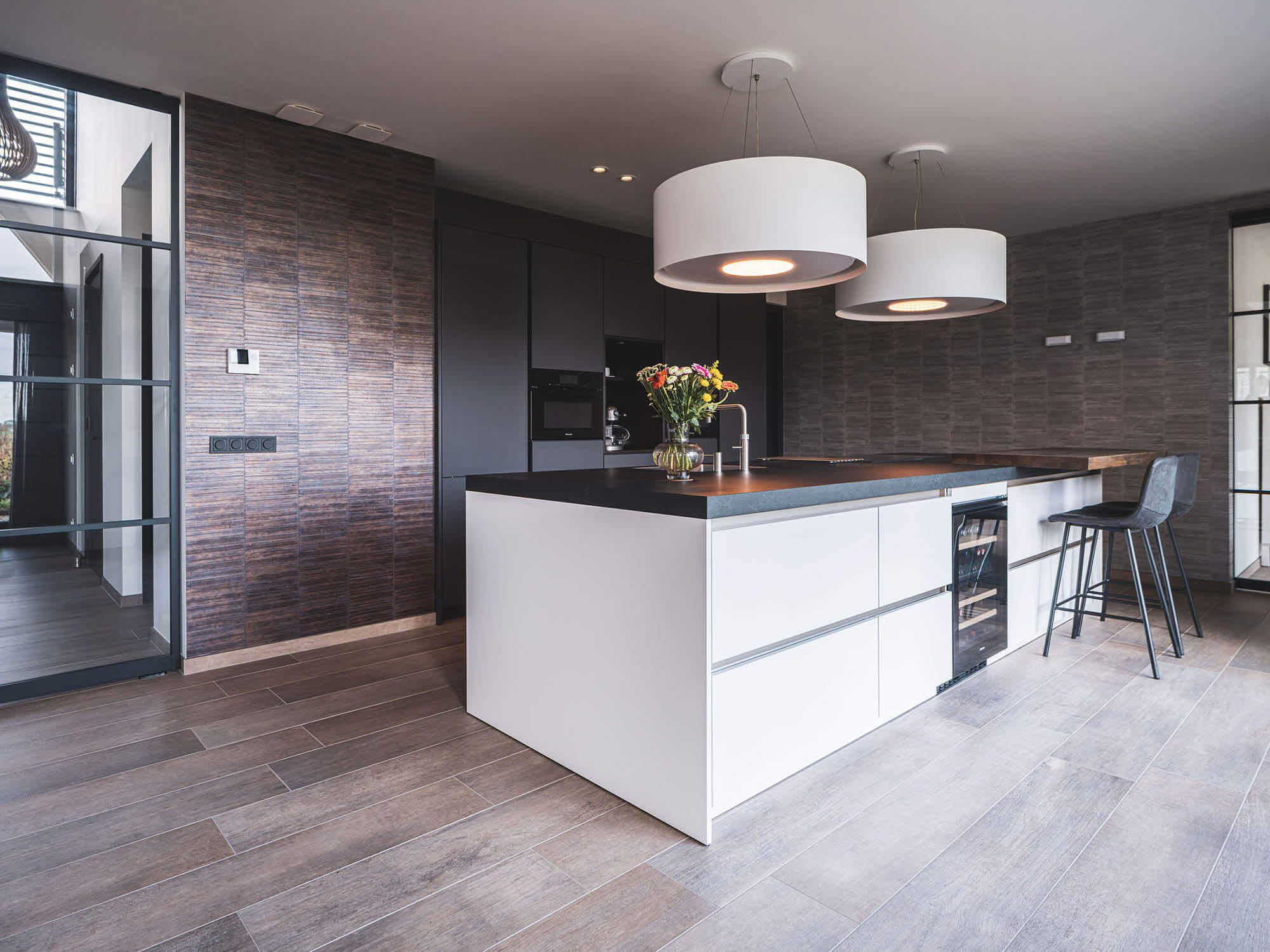 Laat muurbekleding de sfeer maken - CPS Schilders